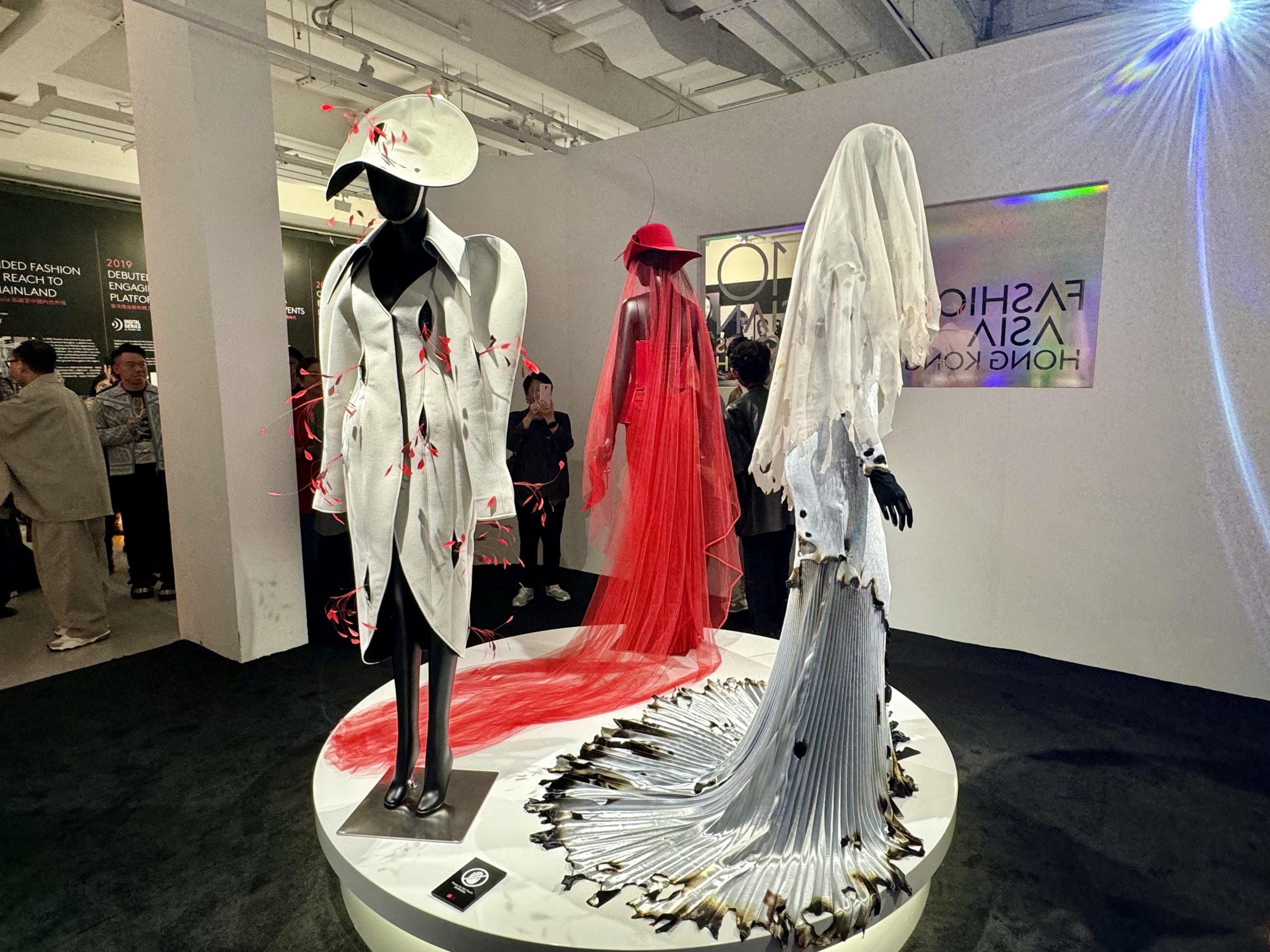 Unveiling Cutting-Edge Fashion at 10 Asian Designers to Watch - Classique